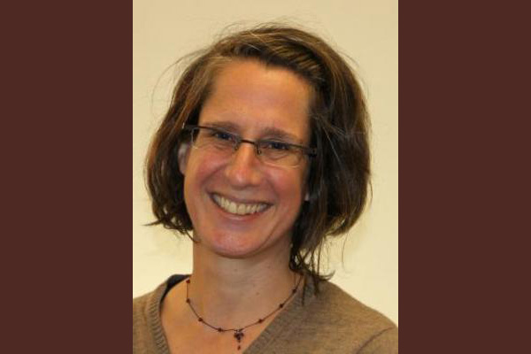 Q&A faculty spotlight: Elizabeth Hewitt | College of Arts and Sciences