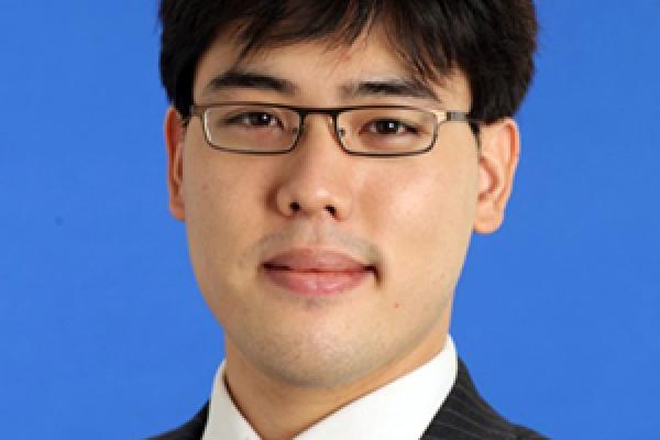 Daniel Ahn: "The Sword and the Shield: The Economic Impact of Targeted ...